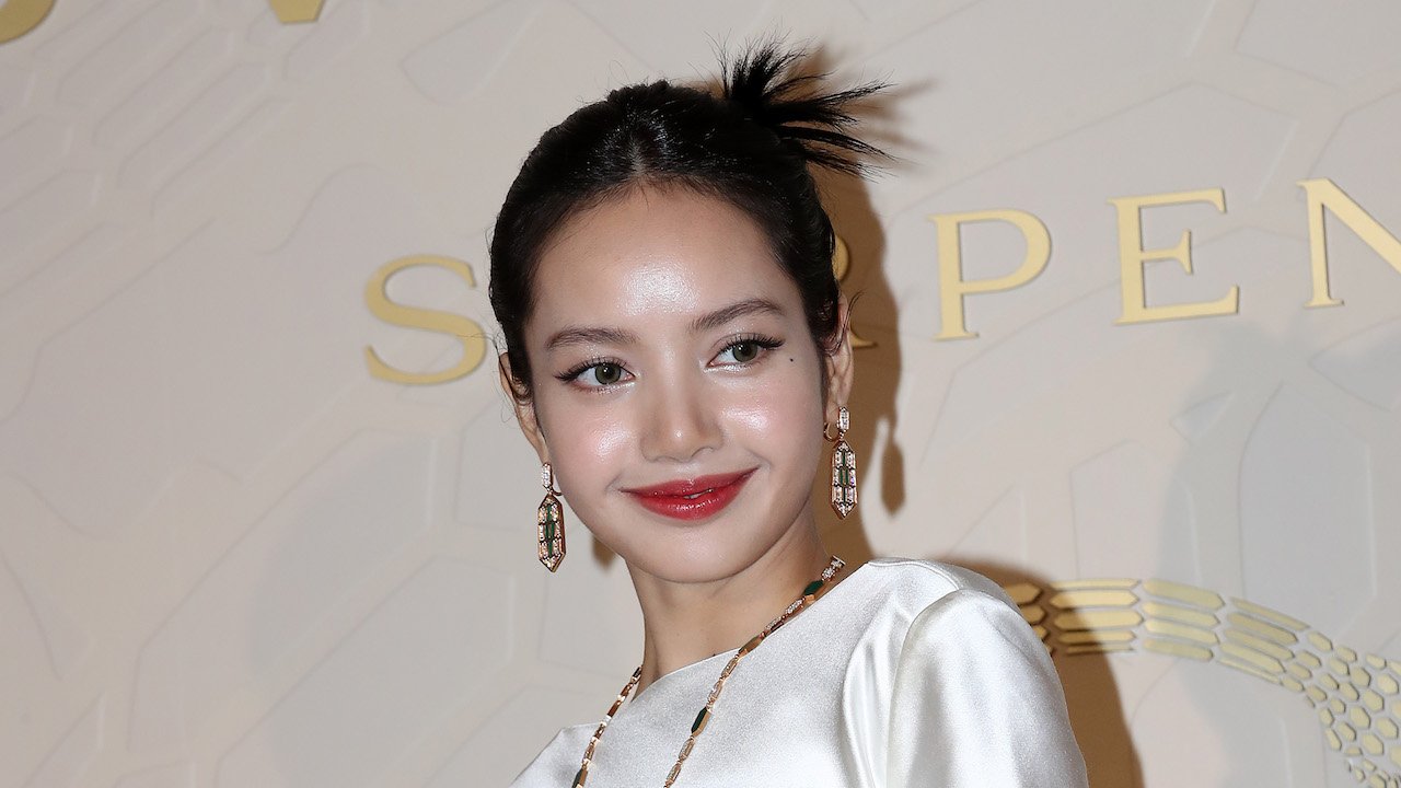 Lisa (BLACKPINK) richt eigen agentschap op - Newsmonkey
