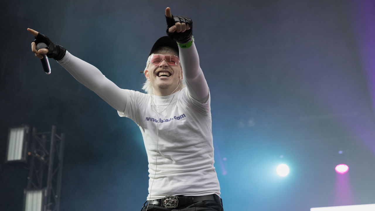 Joost Klein komt deze week met nieuwe muziek en focust daarbij op ...