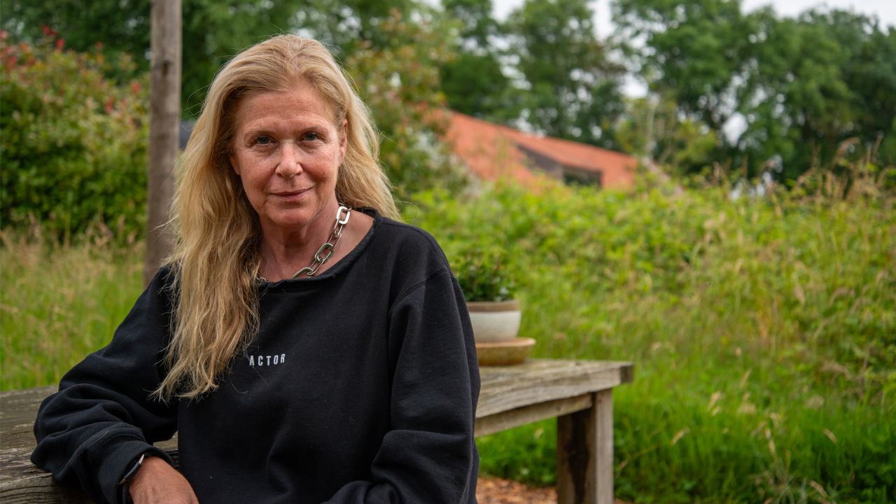 'Het Huis': Barbara Sarafian vertelt over haar bijzondere jeugd ...