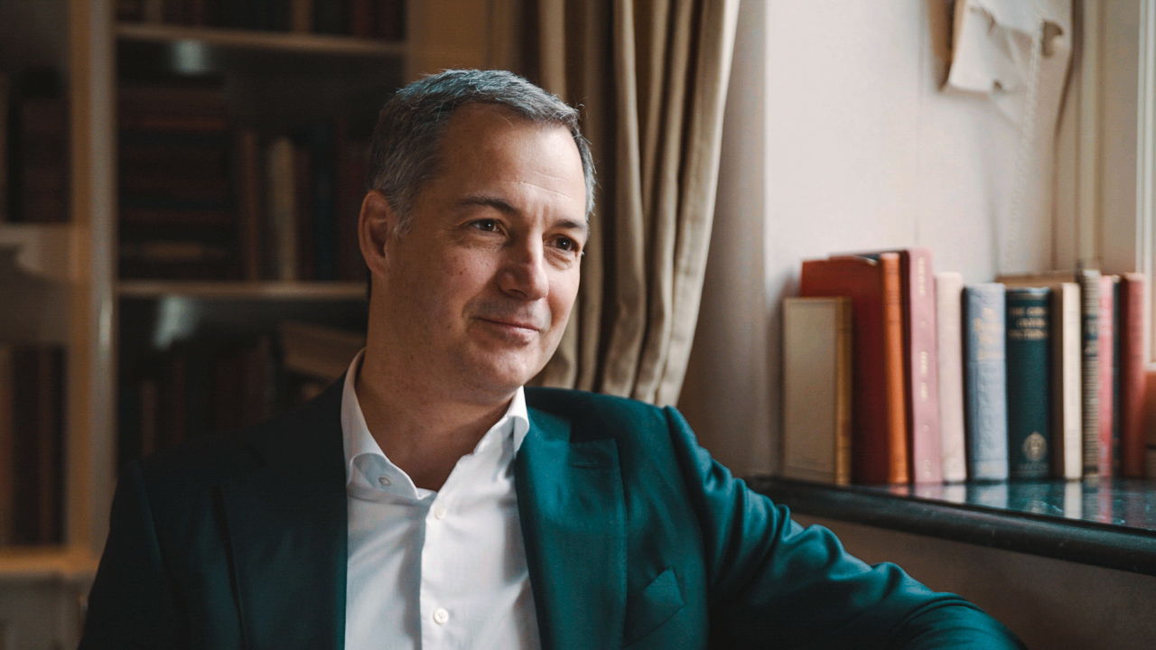 Alexander De Croo blikt terug op verkiezingsnederlaag in ‘Het Conclaaf ...