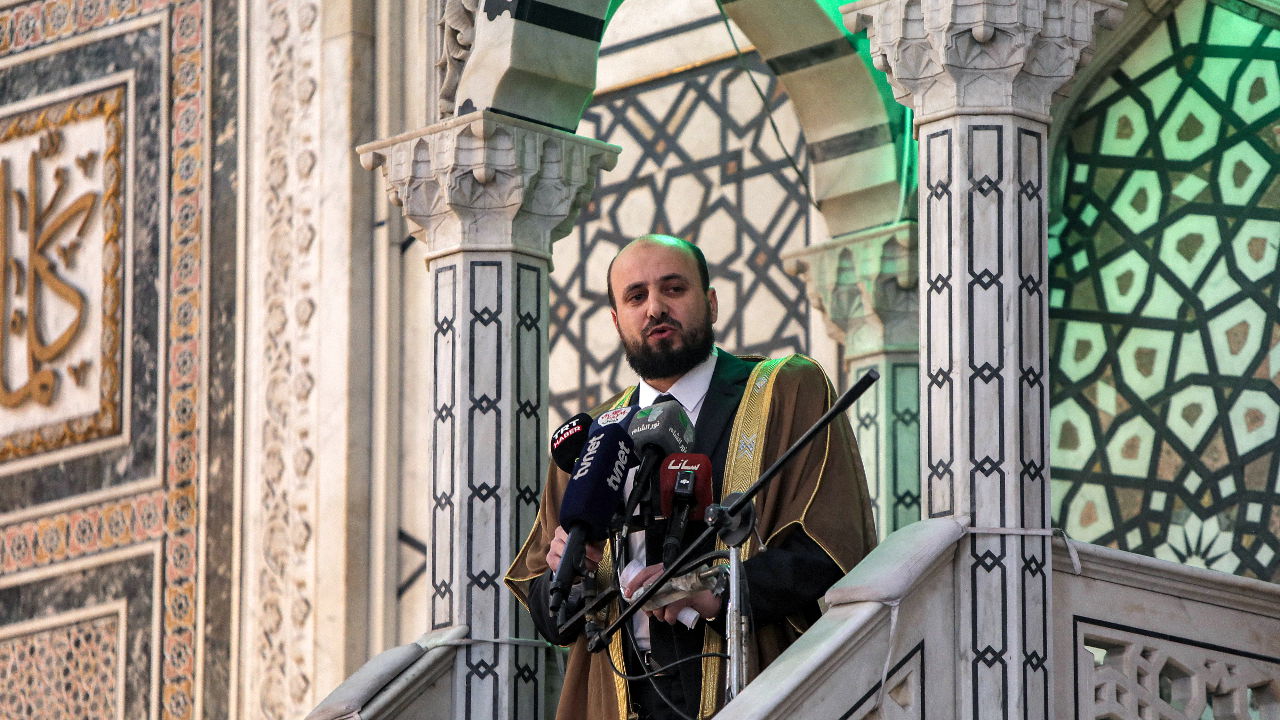 Nieuwe Syrische premier roept vluchtelingen op om terug te keren ...