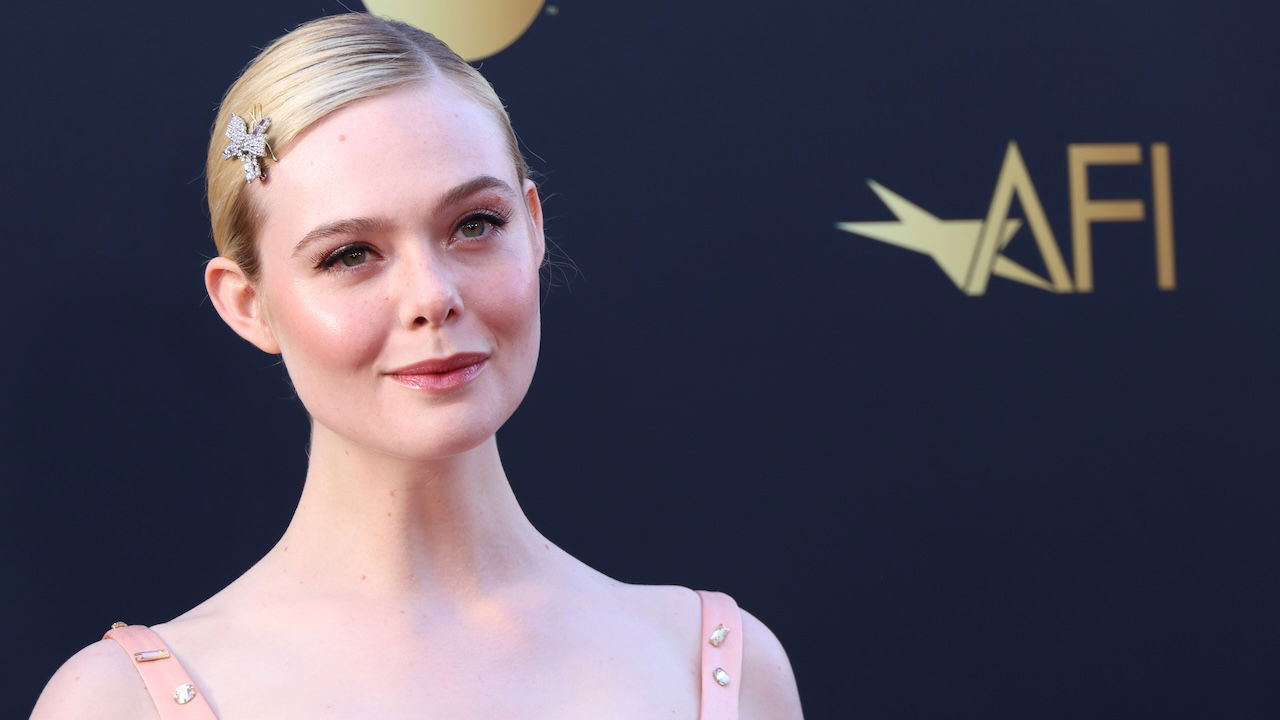 Elle Fanning zal jonge Effie Trinket spelen in 'The Hunger Games ...