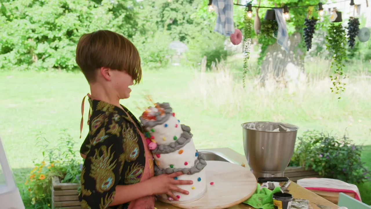 'Junior Bake Off Vlaanderen': De spanning wordt deelnemers te veel in ...