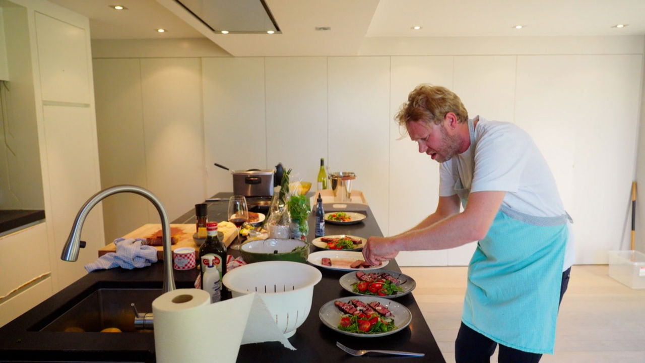 'Komen Eten': Rik Verheye haalt zijn beste Jeroen Meus naar boven ...