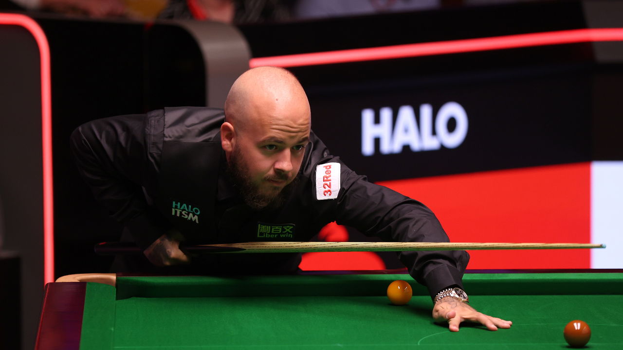 Snookerspeler Luca Brecel geeft uitleg over lange afwezigheid - Newsmonkey
