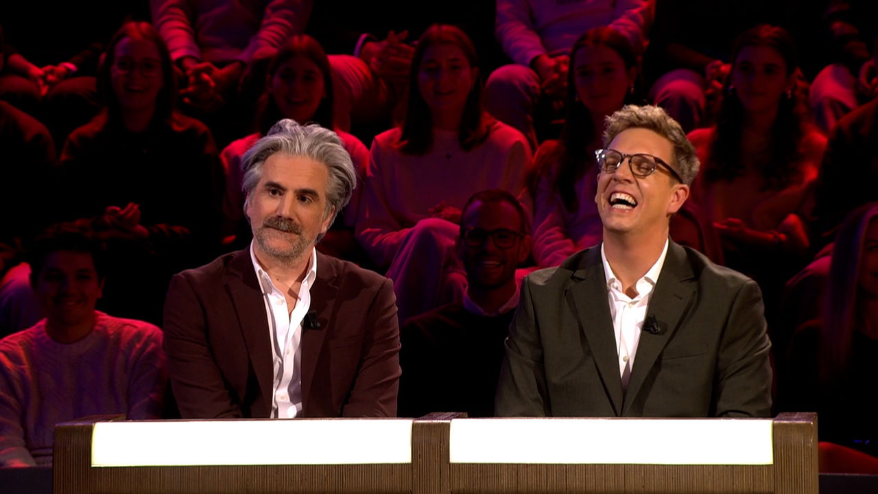 'De Slimste Mens ter Wereld': James Cooke sliep ooit op de hotelkamer ...