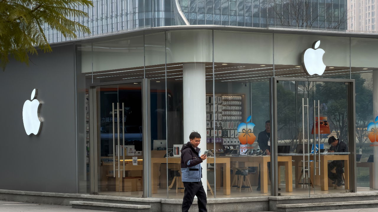 Apple werkt naar verluidt aan een AI-aangedreven draagbaar apparaat ...