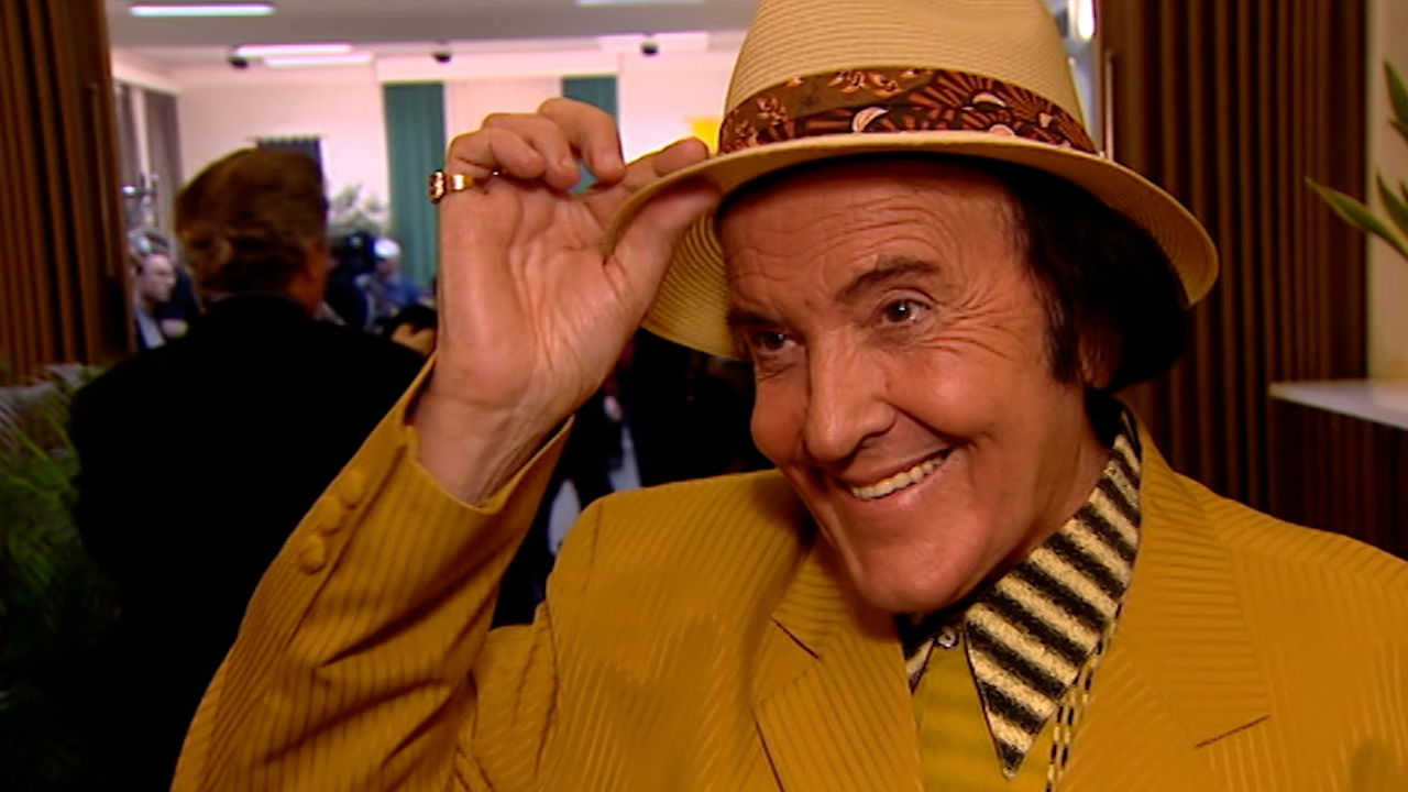 VRT komt met documentaire 'Chérie' over de iconische zanger Eddy Wally ...