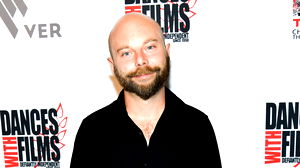 'Even Stevens'-ster beweert dat hij ontslagen werd na melding te doen ...