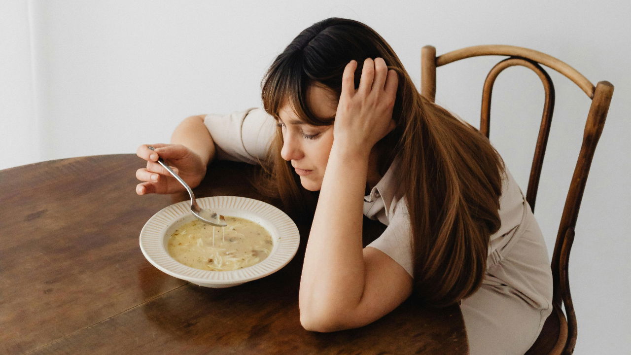 Met deze trucs kan je te zoute soep toch nog redden - Newsmonkey