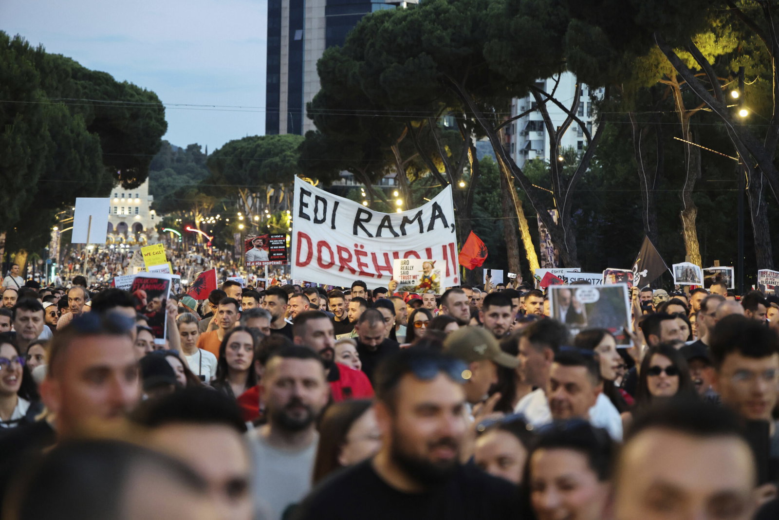 Toeristisch project van Jared Kushner leidt tot protesten in Albanië
