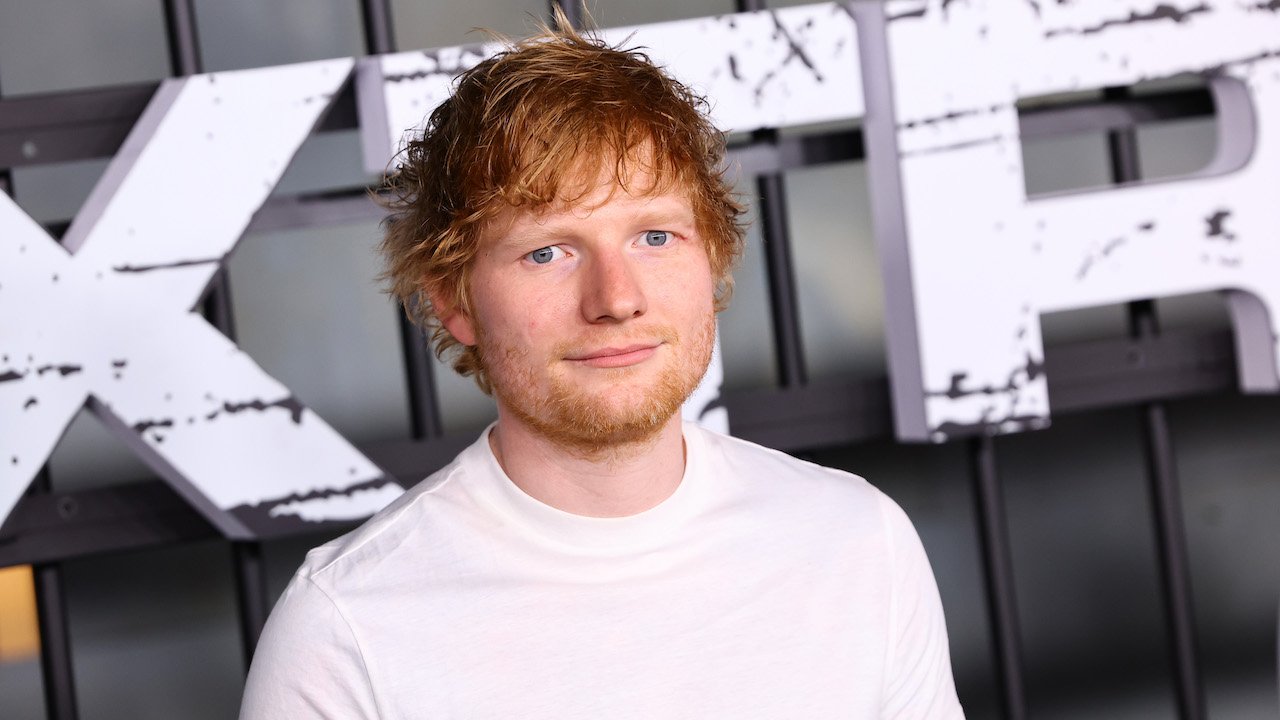 Ed Sheeran brengt Farsi-versie uit van 'Azizam' - Newsmonkey