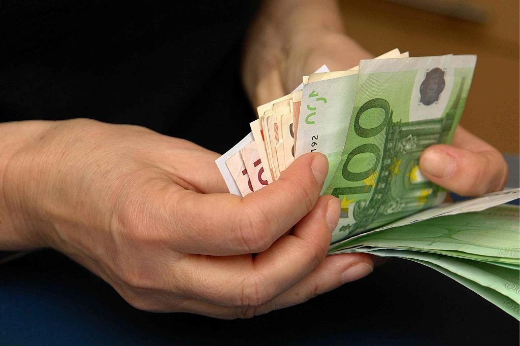 Salarisverschillen in Europa - Newsmonkey