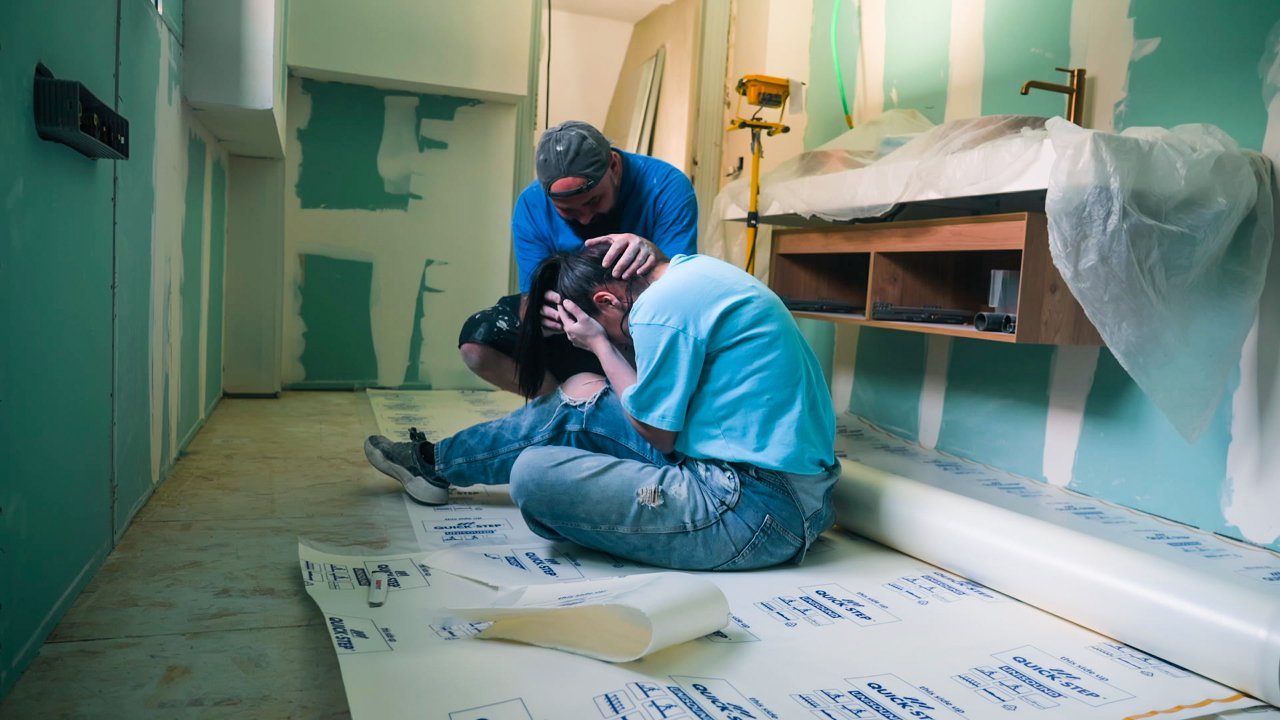 'Huis Gemaakt': Badkamer zorgt voor grote paniek in Antwerpen - Newsmonkey 'Huis Gemaakt': Badkamer zorgt voor grote paniek in Antwerpen - Newsmonkey