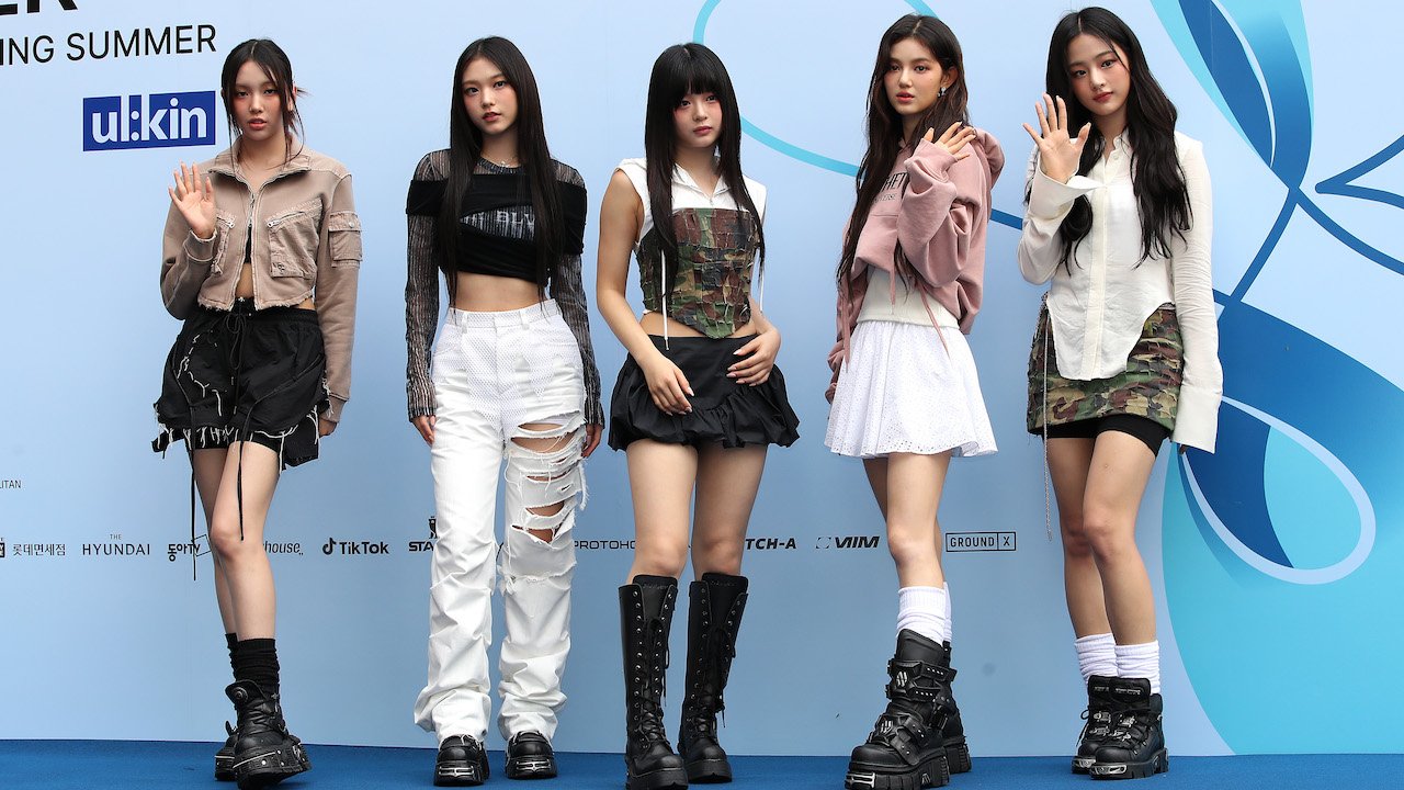 K-popgroep NewJeans stelt nieuwe naam voor middenin legale strijd tegen ... K-popgroep NewJeans stelt nieuwe naam voor middenin legale strijd tegen ...